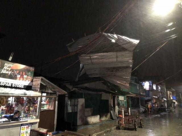 Brownouts hit NCR amid Ulysses rains, winds; linemen on standby ... Brownouts hit NCR amid Ulysses rains, winds; linemen on standby ...