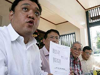 UP Law's Roque contests Mayor Lim's Filipino citizenship | GMA News Online