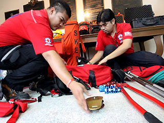 Red Cross welcomes new PHL law penalizing misuse of emblem | GMA News ...