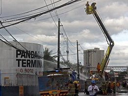 Disaster response scenario plays out near Pandacan oil depot | GMA News ...
