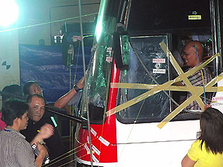 Manila hostage tragedy survivors get legal aid hearing | GMA News Online