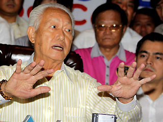 Graft raps filed vs. ex-Manila mayor Lim over 'anomalous' parking meter ...