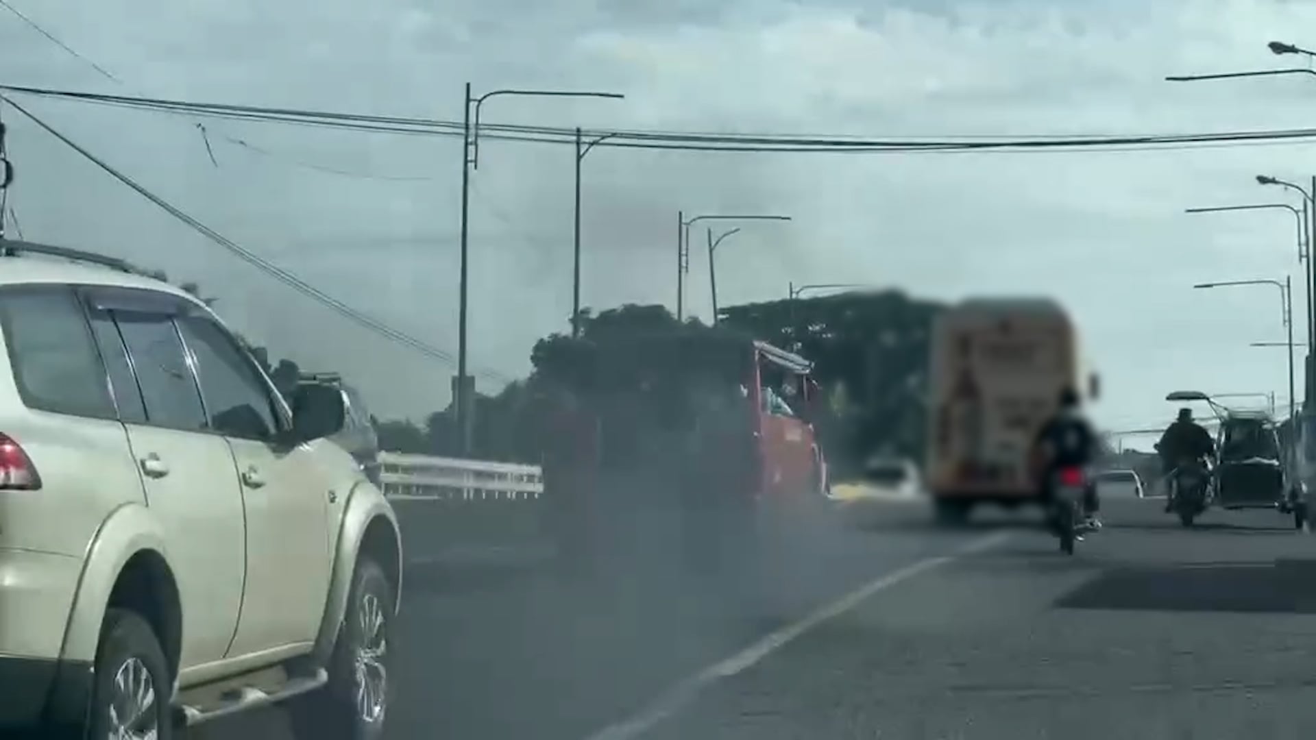 Show cause order issued vs smoke belcher in Iloilo City