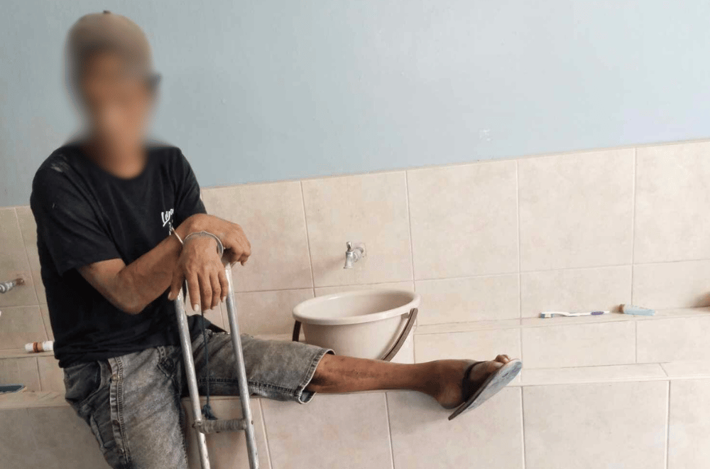 Man caught using drugs in restroom near PDEA office