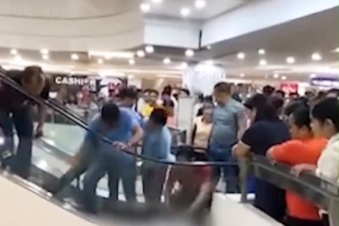 Boy hurt after hand gets stuck in escalator at CDO mall
