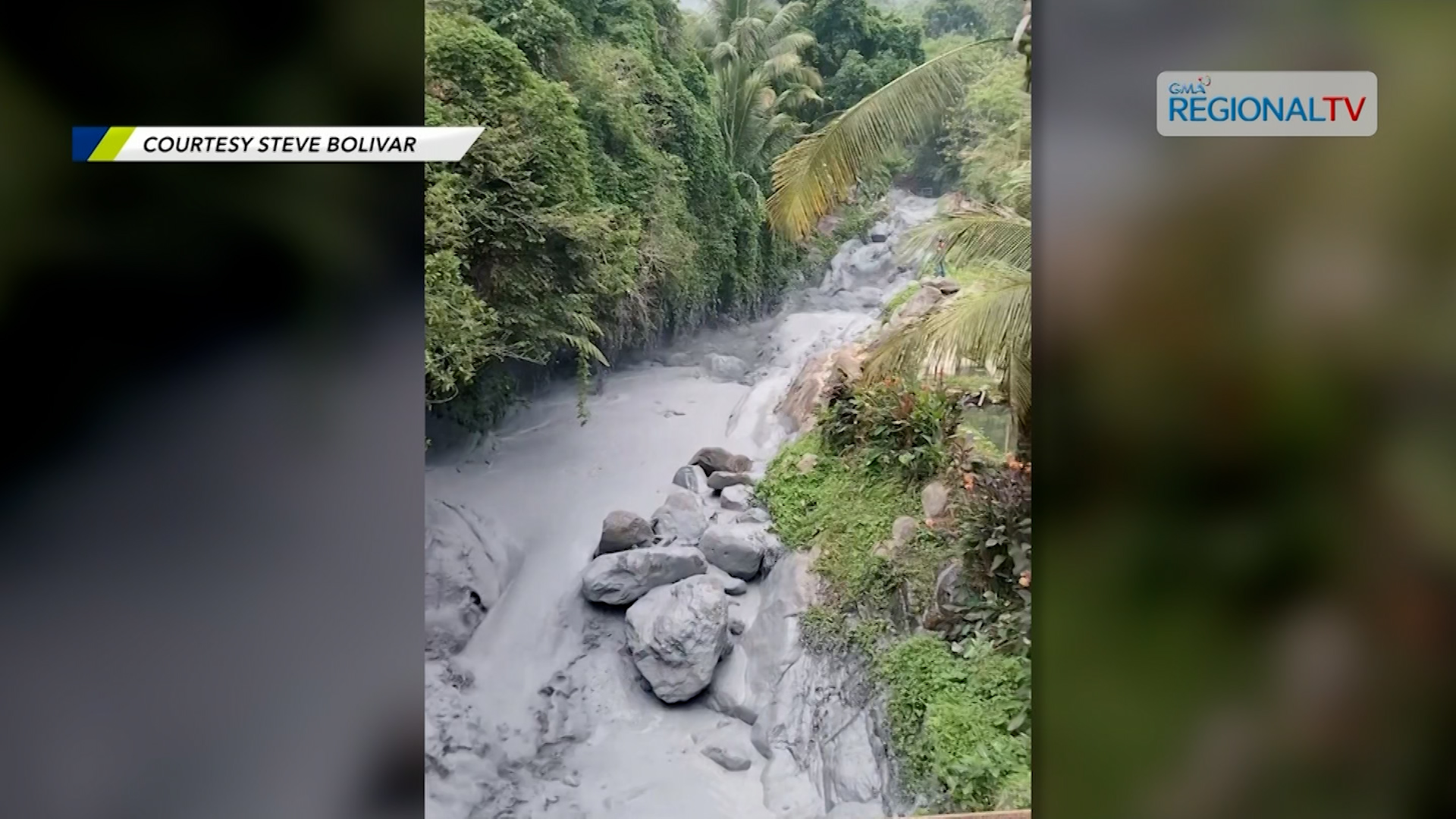 Aktwal nga kuha sang mga residente sa nagluntad nga muddy flow sa La Castellana