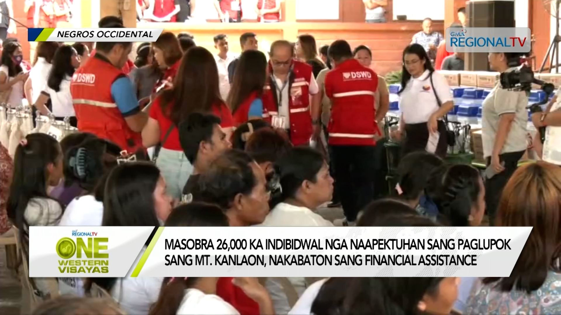 Mga naapektuhan sang paglupok sang Mt. Kanlaon, nakabaton sang bulig