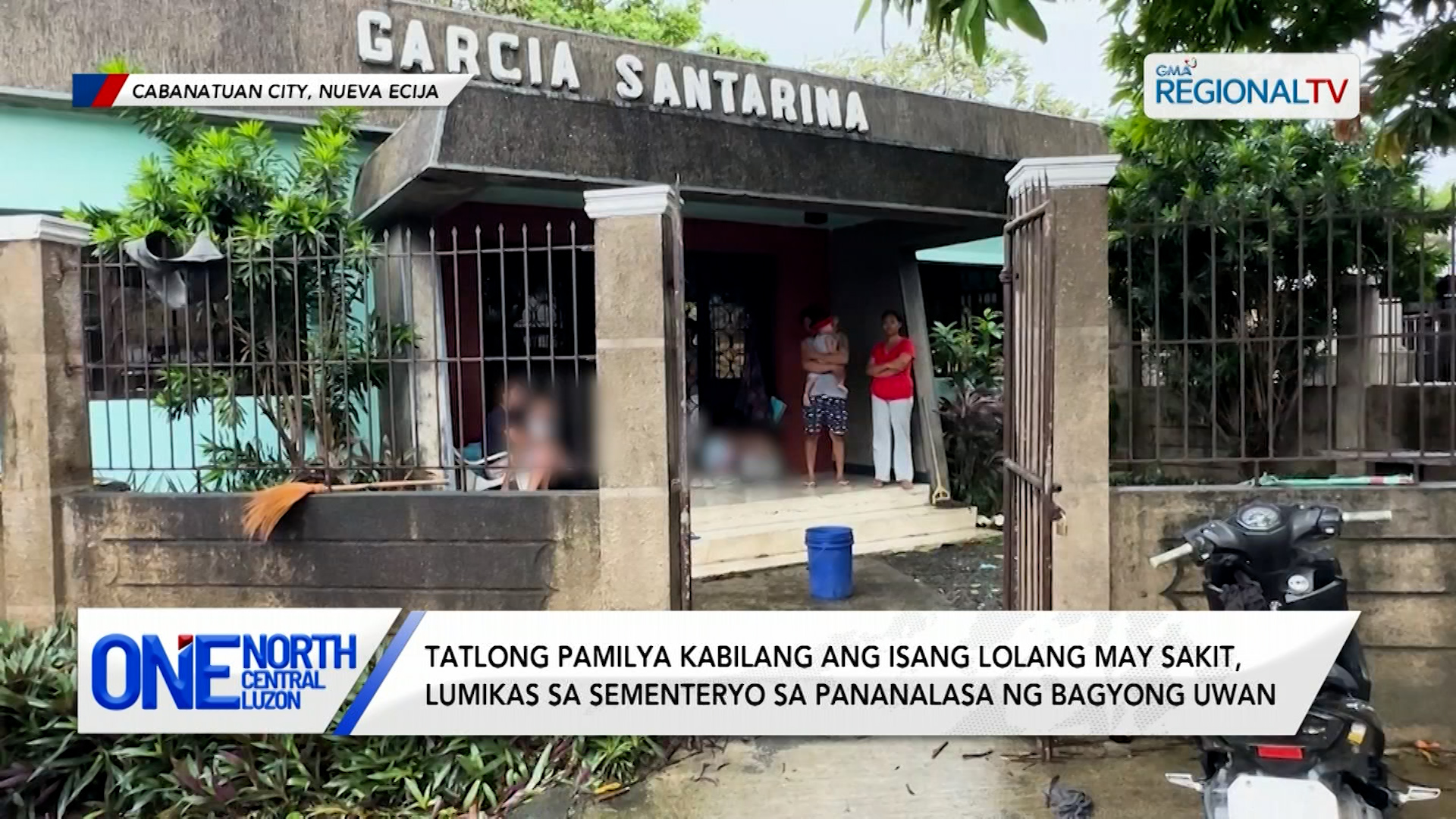 Tatlong pamilya kabilang ang isang lolang may sakit, lumikas sa ...