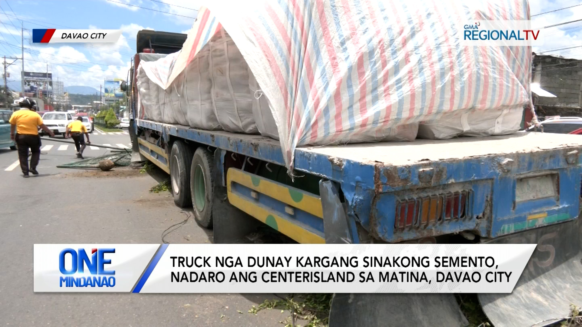 Truck nga nagkarga og semento, nadaro ang centerisland
