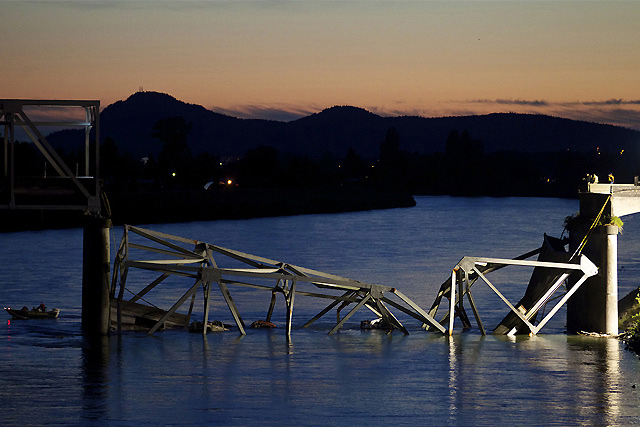 Truck crash may have caused Washington State bridge collapse — police ...
