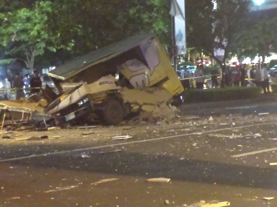 K-9 units, walang naamoy na bomba sa sumabog na condo unit sa Taguig ...