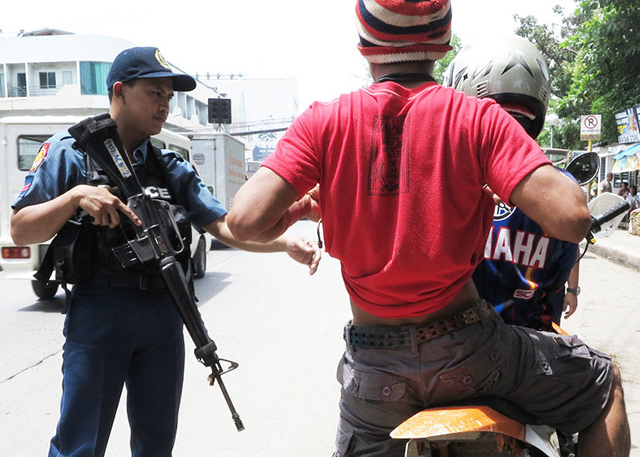 Majority Of Pinoys Approve Of Duterte Admins Fight Vs Criminality