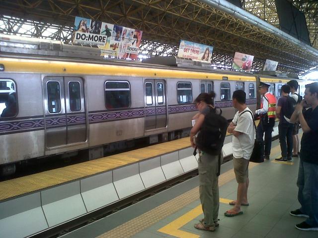 Ayala-MPIC bags 10-year contract for LRT-MRT ticketing PPP