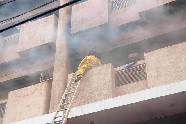 3 hurt in Manila fire | GMA News Online