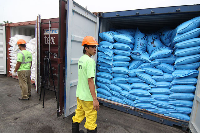 Customs donates 90 container vans of confiscated rice to Eastern ...