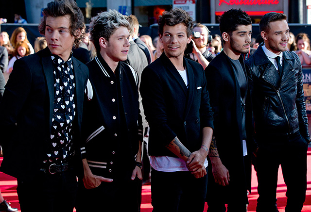 One Direction makes chart history with third no. 1 album debut | GMA ...