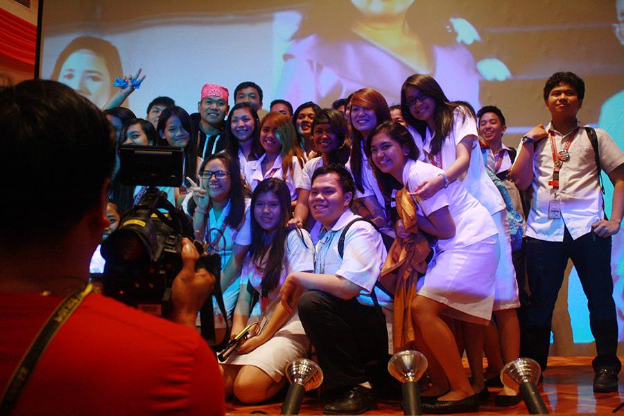 A journalist’s homecoming: ‘I-Witness’ hosts share tips with students ...