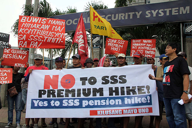Bonus sa mga opisyal ng SSS at pagtaas sa kontribusyon ng miyembro ... Bonus sa mga opisyal ng SSS at pagtaas sa kontribusyon ng miyembro ...