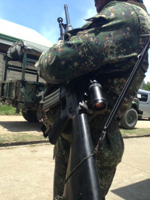 Officer killed, 4 others hurt as troops clash with Abu Sayyaf in ...