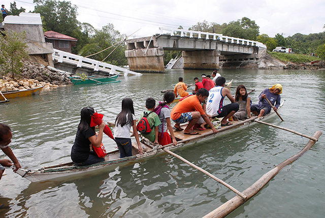 NDRRMC: 12 of 47 Bohol towns still without power | GMA News Online
