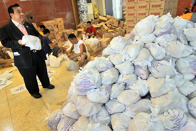 DSWD: Damaged relief goods from Cebu won't affect relief distribution ...