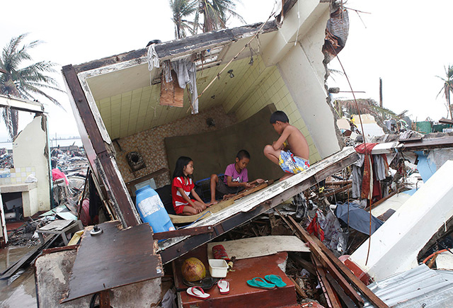 Childhood a victim of killer typhoon Yolanda | GMA News Online