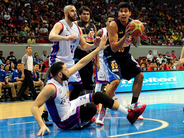 PBA: Cruz drops 23 as Rain or Shine ends Petron's unbeaten streak | GMA ...