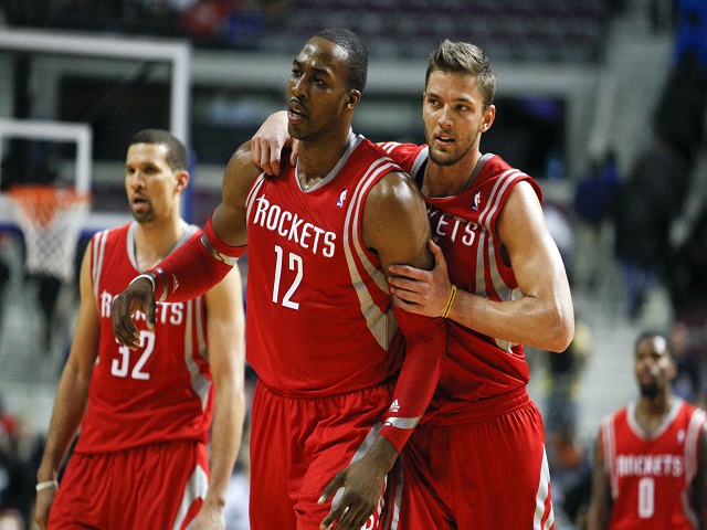 NBA: Rockets ride Howard over Bucks | GMA News Online