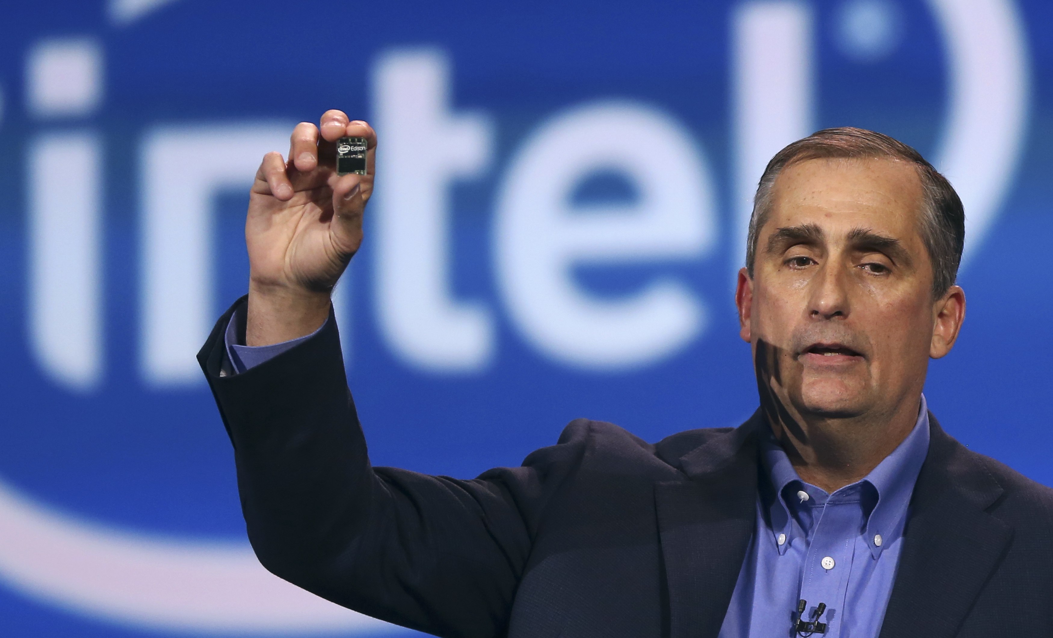 Intel woos Internet heavyweights with flexible server chips | GMA News ...