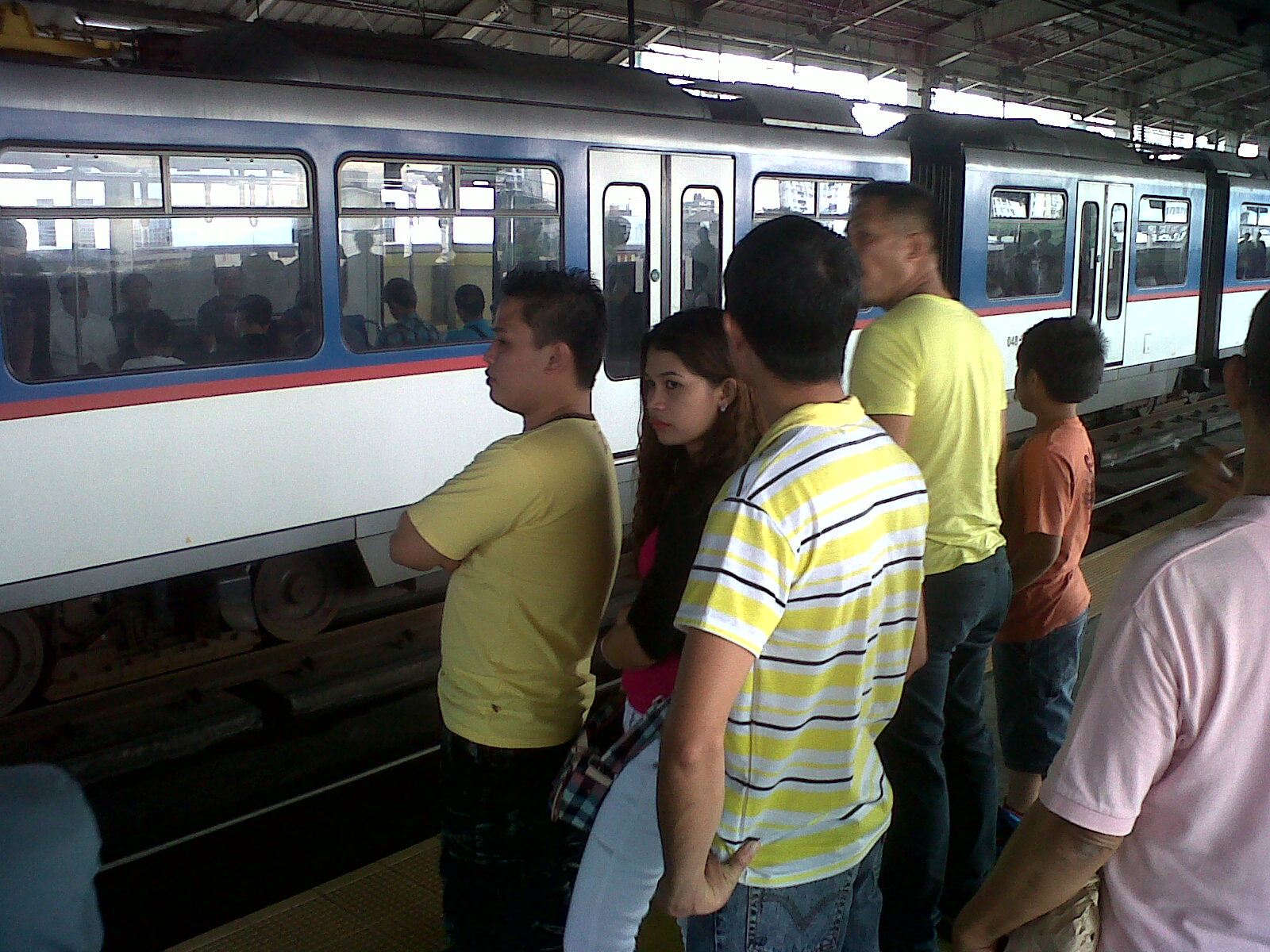 New LRT, MRT fare matrices posted on eve of fare hike | GMA News Online