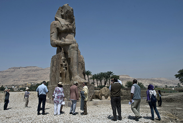 Two more colossal pharaoh statues unveiled in Egypt | GMA News Online