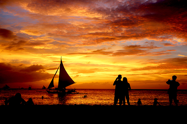 DENR cracks down on establishments contributing to Boracay pollution ...