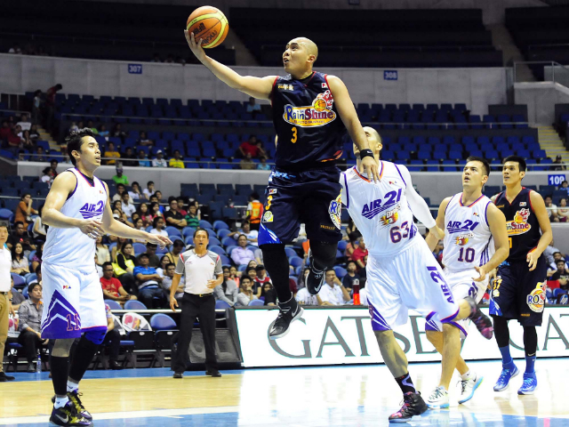 PBA: Rain or Shine avoids collapse, edges Air21 | GMA News Online