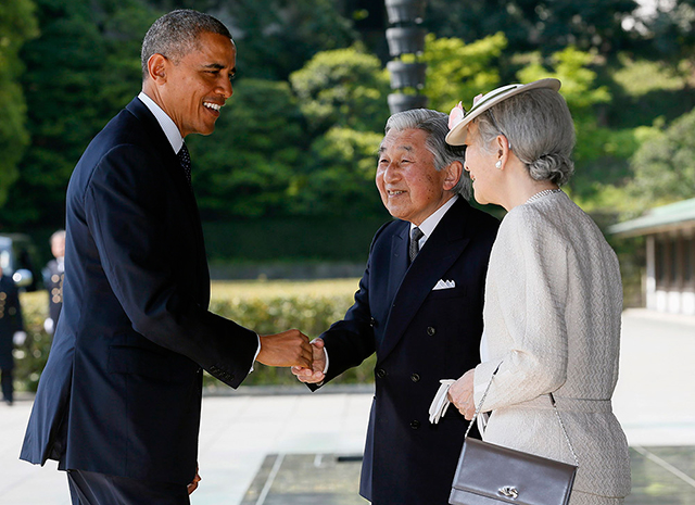 Japan emperor expresses 'deep remorse' on WW2 anniversary | GMA News Online
