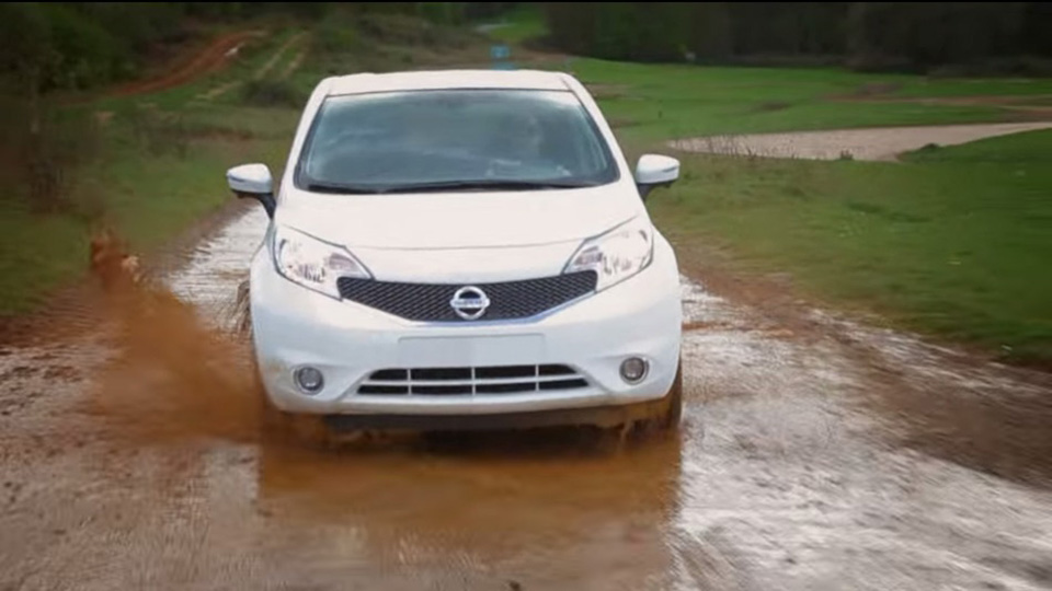 Nissan launches auto drive features, stresses difference from hands ...
