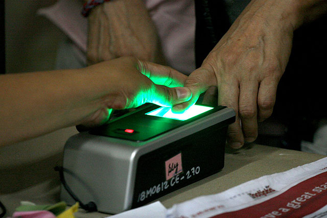 INFOGRAPHIC: Biometric voter registration checklist | GMA News Online