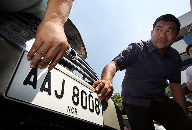 LTO releases 1st batch of new license plates | GMA News Online
