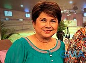 Nova Villa, 'dinalaw' umano ng yumaong kapatid na si Tiya Pusit | GMA ...