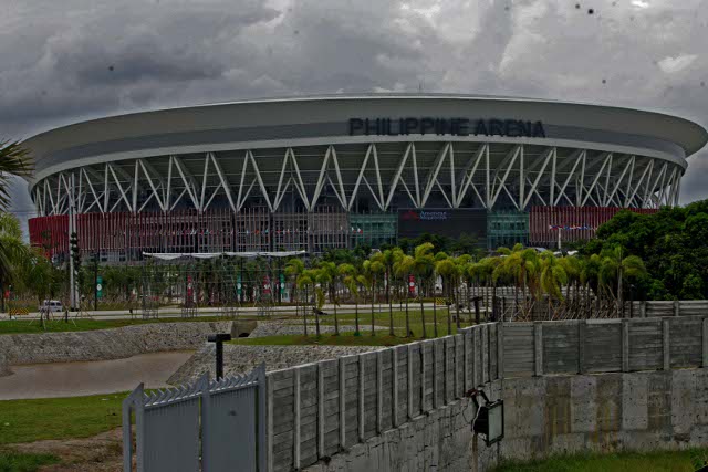 PNoy arrives at Philippine Arena in Bulacan for Iglesia ni Cristo event ...