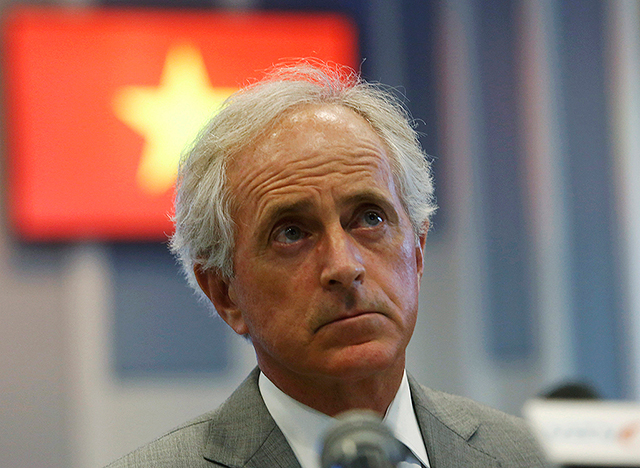 Senior Republican senator's ire at Trump bubbles over | GMA News Online