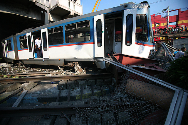 Hong Kong's MTR warns of 'substantial casualties' if MRT-3 train ...