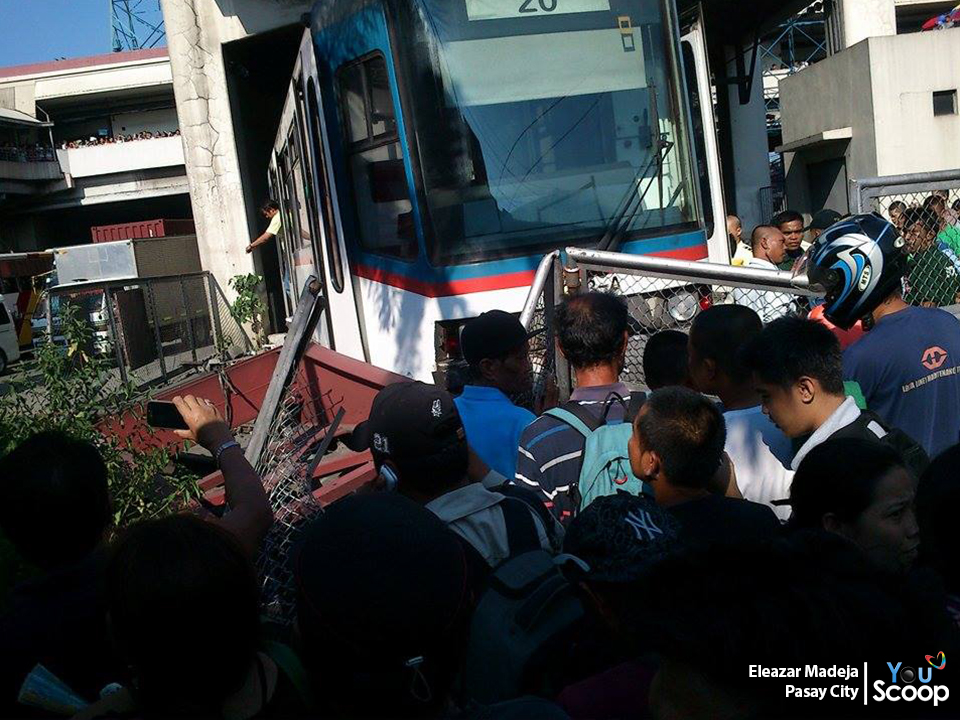 IN PHOTOS: MRT mishap leads to panicked passengers, damaged SUV | GMA ...