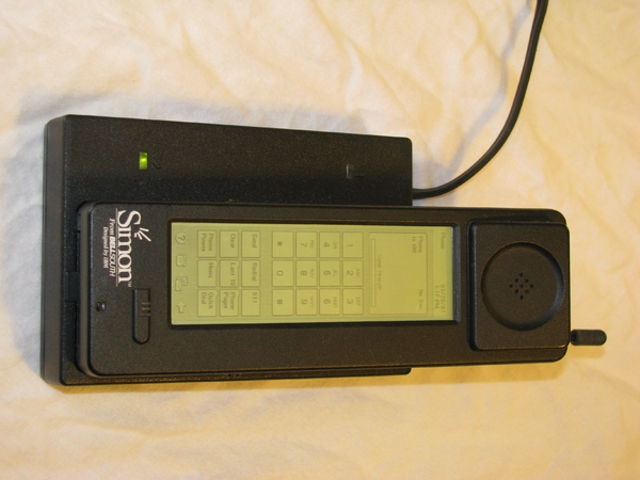 World’s first smartphone turns 20 | GMA News Online