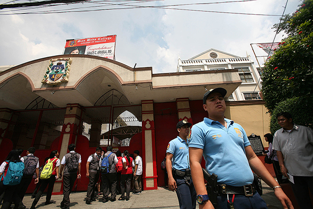 PNP taking bomb threats against two schools seriously | GMA News Online