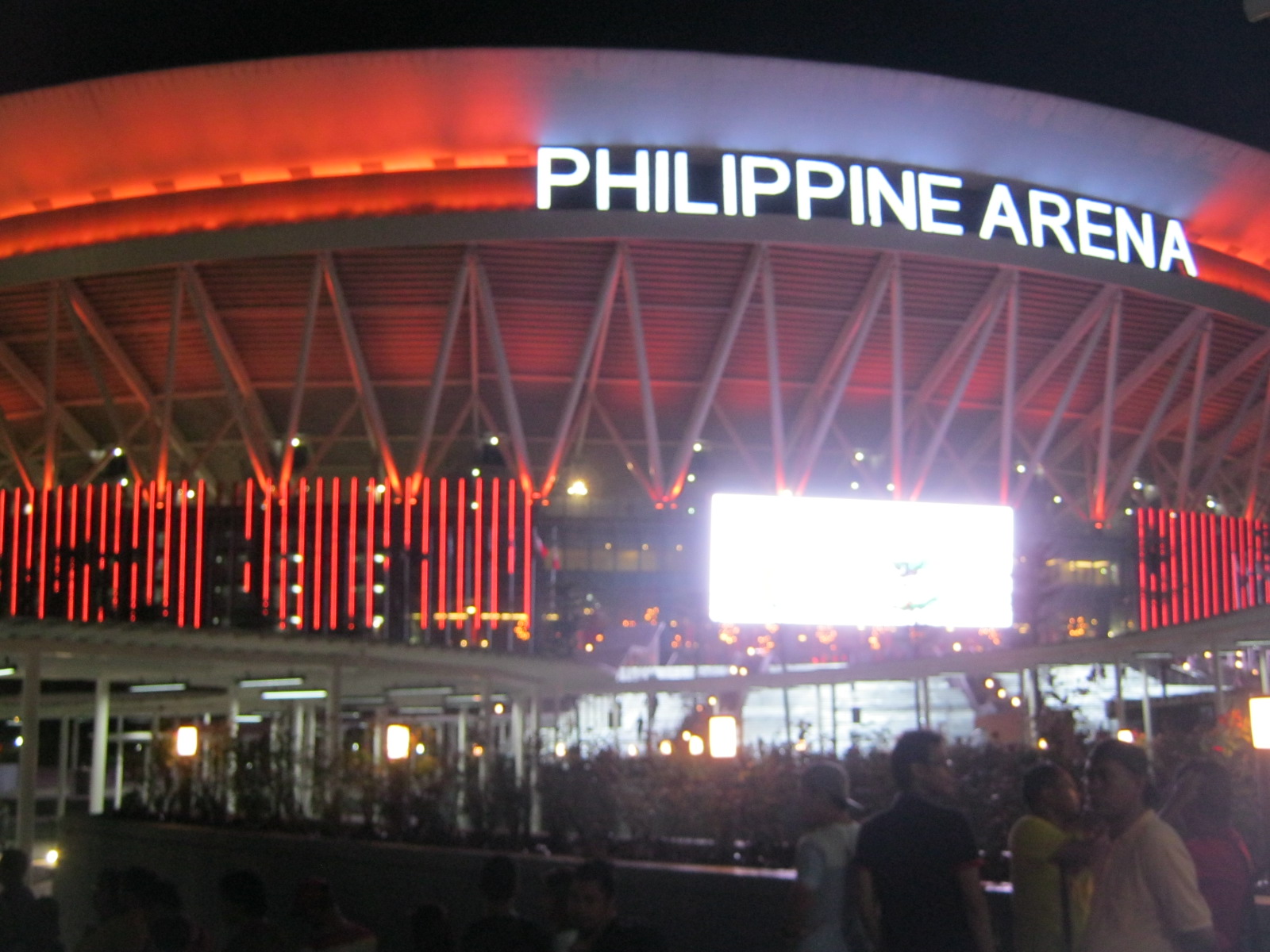 Alden at Ryzza Mae, ipinasilip ang Philippine Arena bago ang 'Tamang ...