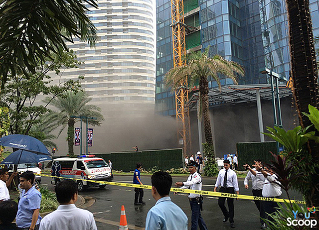 Fire hits Lopez Tower in Makati | GMA News Online
