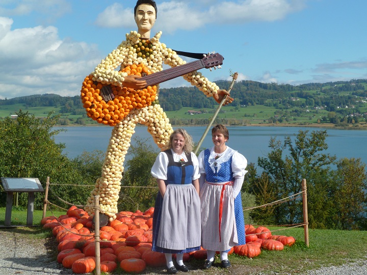 Wines, cheeses, and yodeling ladies at ongoing Swiss Week | GMA News Online