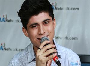 GIVE ME FIVE: James Wright describes his ideal Christmas | GMA News Online