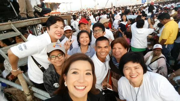 IN PHOTOS: Kara David covers Pope Francis from Rome to Sri Lanka | GMA ...