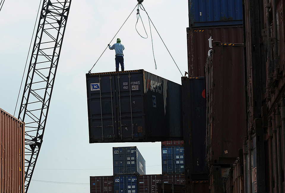 Moody's affirms Philippine credit rating at 'Baa2' with 'stable ...